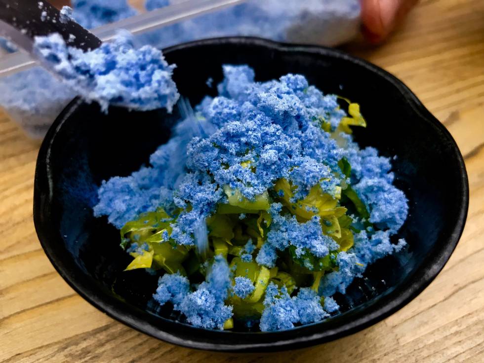 Experiencia gastronómica de color azul en El Invernadero - Gastronomialocal